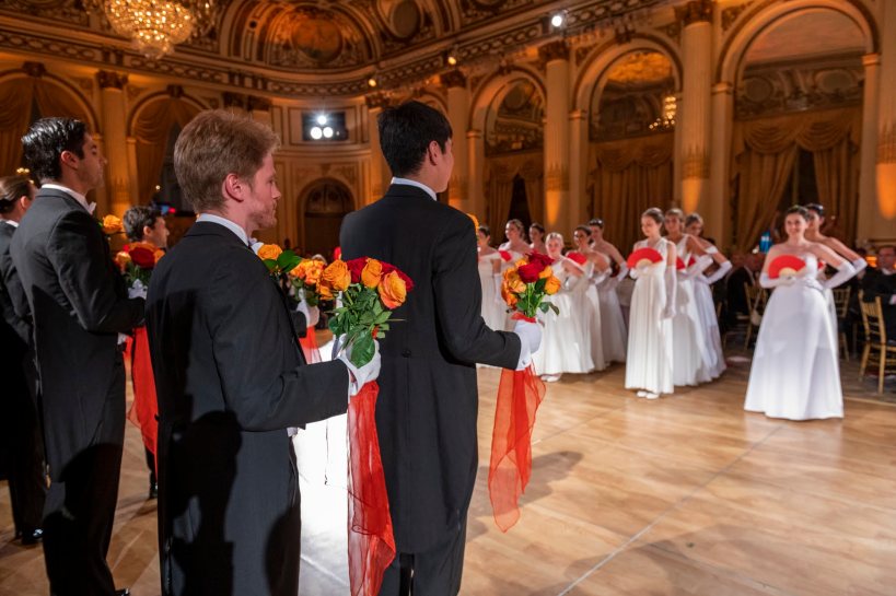 Photos – Viennese Opera Ball