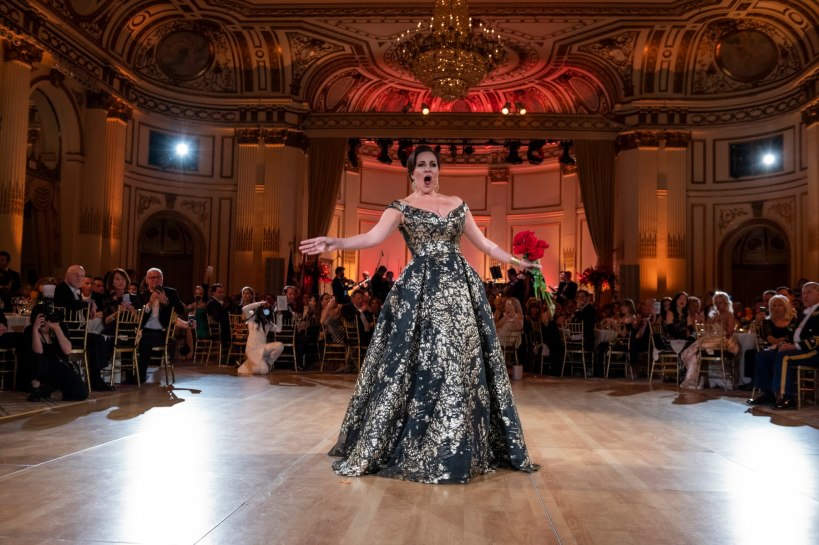 Photos – Viennese Opera Ball