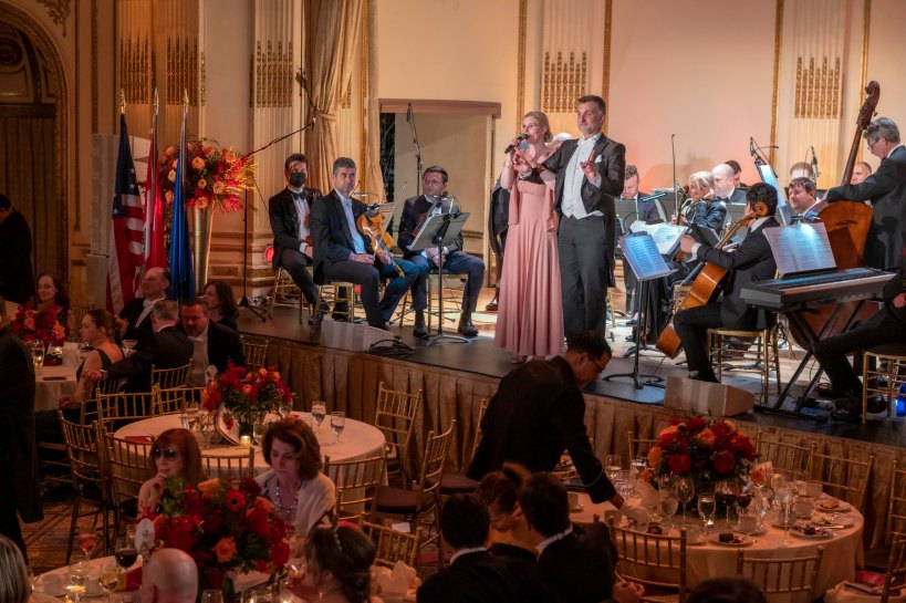 Photos – Viennese Opera Ball